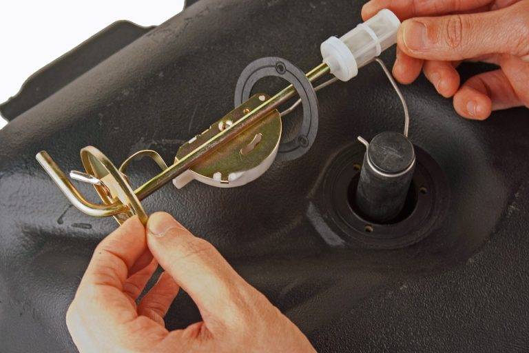 Montage d'une jauge à essence - Technique MCC